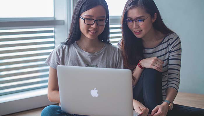How To Budget For University In 2021